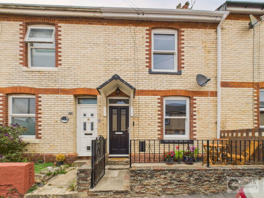 Netley Road, Newton Abbot 3 bed terraced house - £215,000