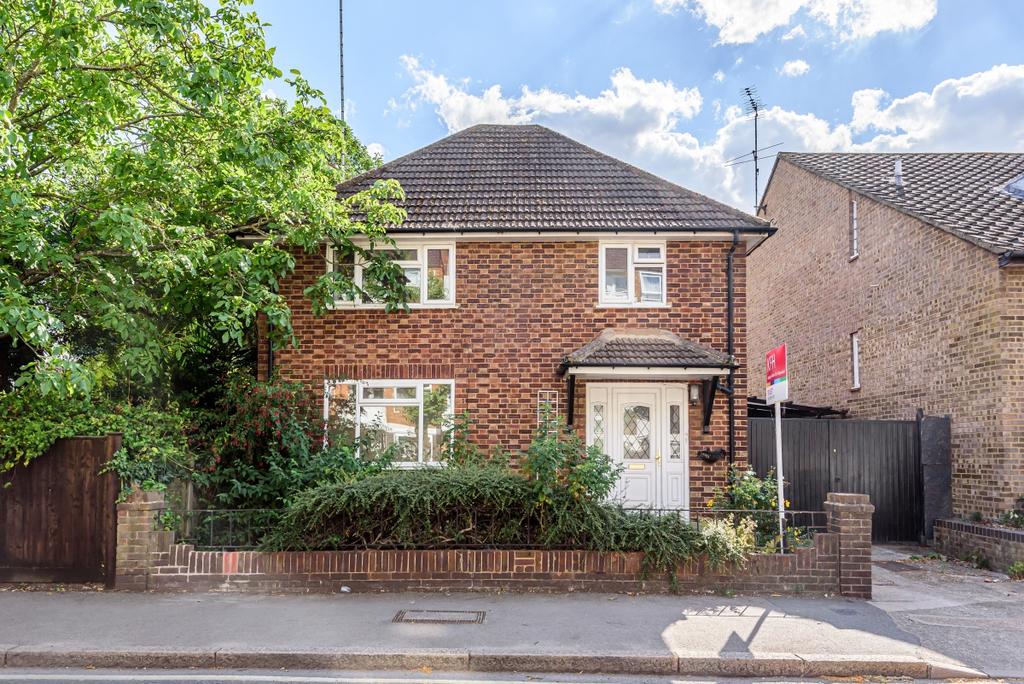 Denmark Road, Kingston Upon Thames, KT1 4 bed house to rent - £2,950 ...