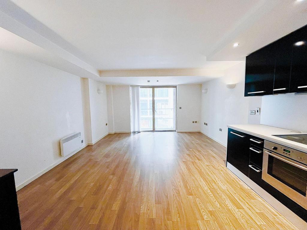 Whitehall Quarter, Wellington Street... 2 bed apartment - £1,075 pcm (£ ...