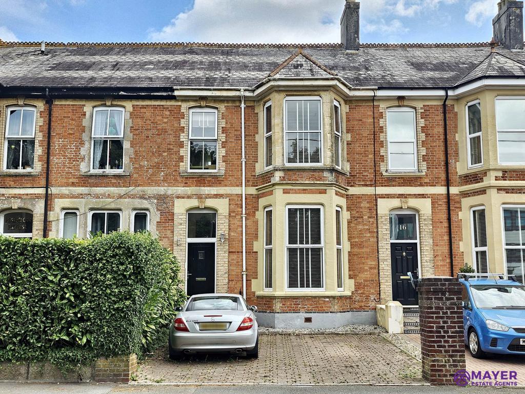 Moorland Road, Plymouth PL7 5 bed terraced house - £370,000