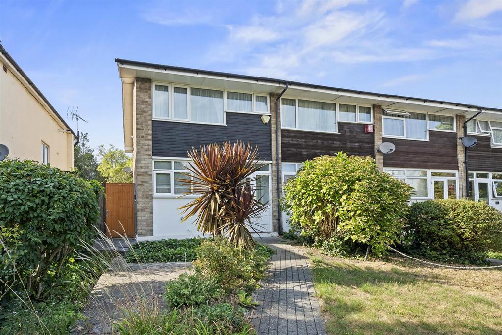 Whitehorse Lane, London 3 bed end of terrace house - £475,000