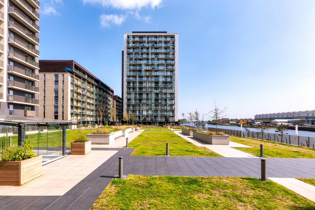 Meadowside Quay Walk, Glasgow... 1 bed apartment - £159,000