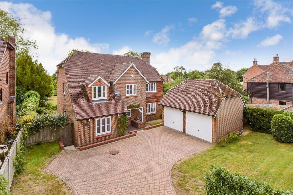 Woodchurch Road, Tenterden, Kent 5 bed detached house - £900,000