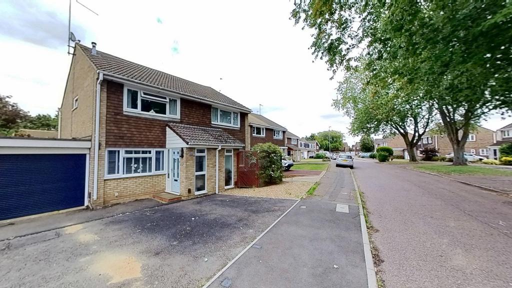 West Leys Court, Moulton, NN3 7UB 2 bed semi-detached house - £245,000