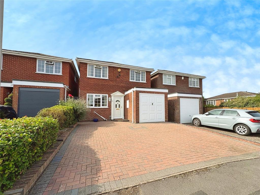 Childrey Way, Tilehurst, Reading 4 bed detached house - £550,000