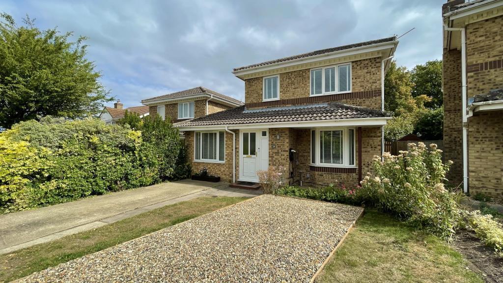Juniper Drive, Ely CB7 3 bed detached house - £435,000