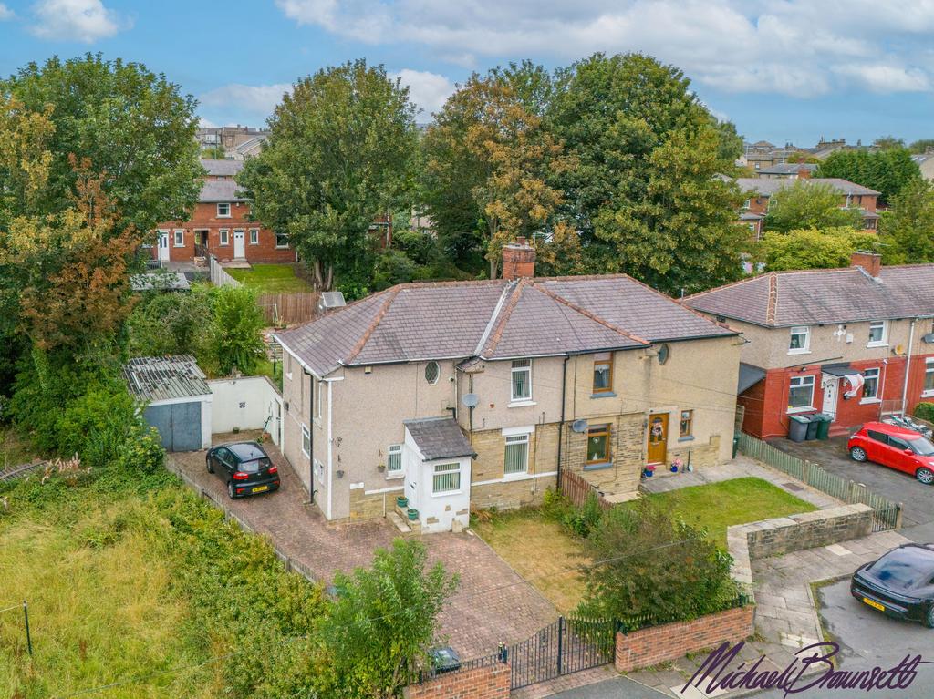 Royds Hall Avenue, Bradford BD6 3 bed semi-detached house for sale - £ ...
