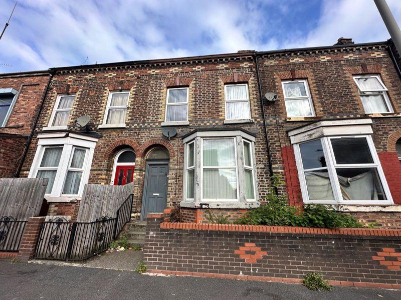 Townsend Lane, Liverpool 2 bed apartment - £775 pcm (£179 pw)