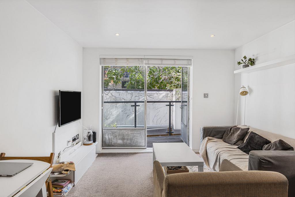 Westminster Bridge Road, London, SE1 2 bed apartment to rent - £3,250 ...