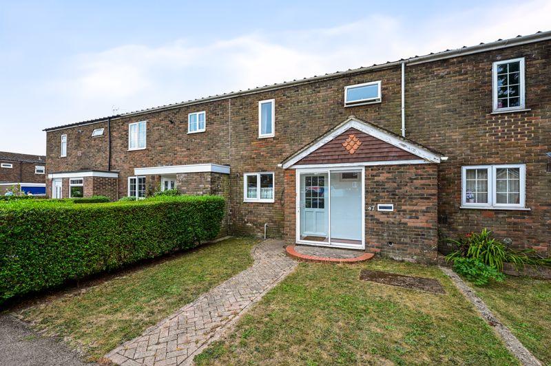 Montserrat Road, Basingstoke RG24 3 bed terraced house - £300,000