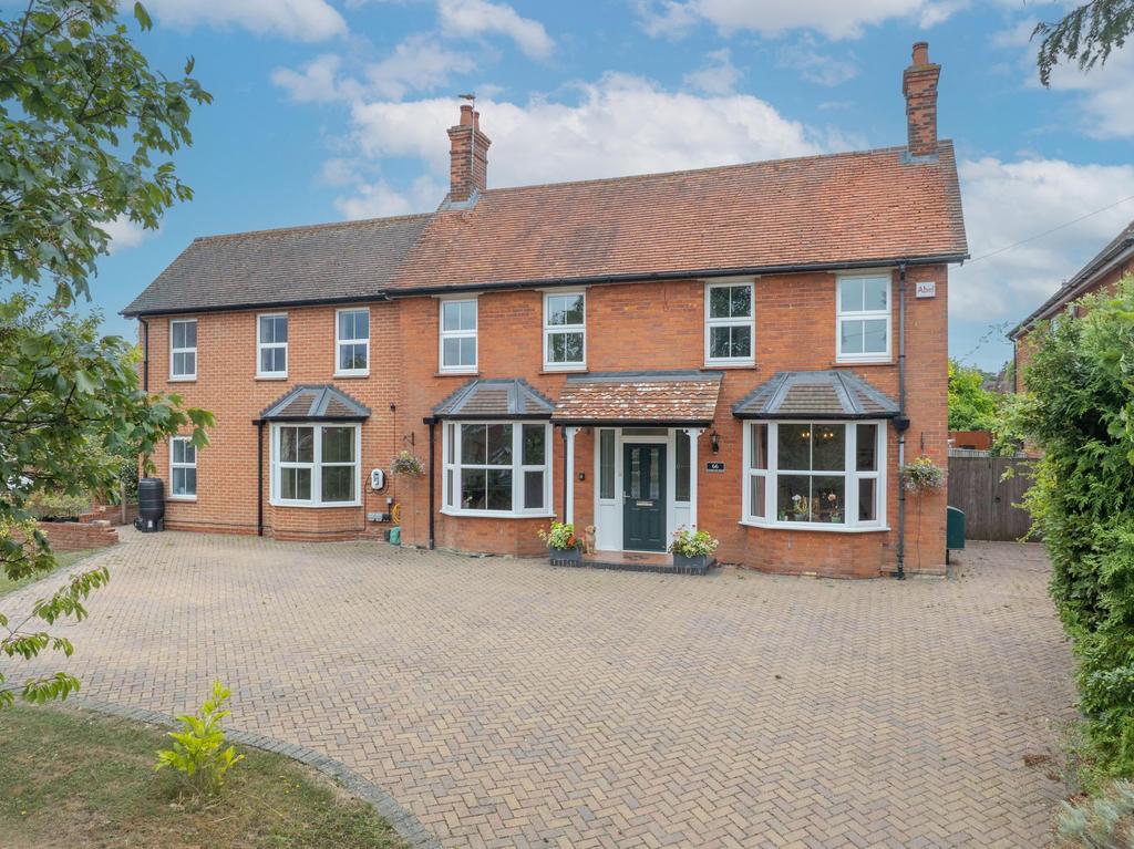 Charlton Road, Wantage OX12 6 bed detached house - £1,250,000