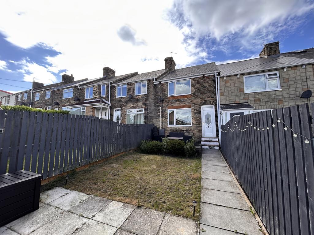Elliott Street, Sacriston, Durham... 2 bed terraced house - £90,000