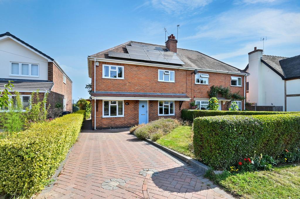 Marston Lane, Rolleston-on-dove, DE13 3 bed semi-detached house - £325,000