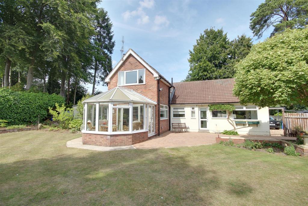 Heads Lane, Hessle 3 bed detached bungalow for sale - £400,000