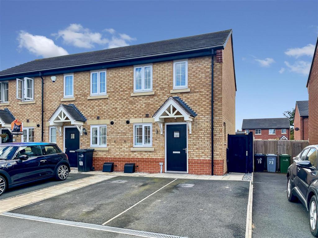 Samuel Armstrong Way, Crewe CW1 2 bed terraced house - £186,000