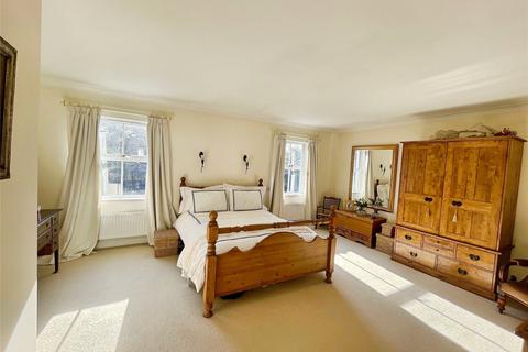 Houses for sale in Crowthorne | OnTheMarket