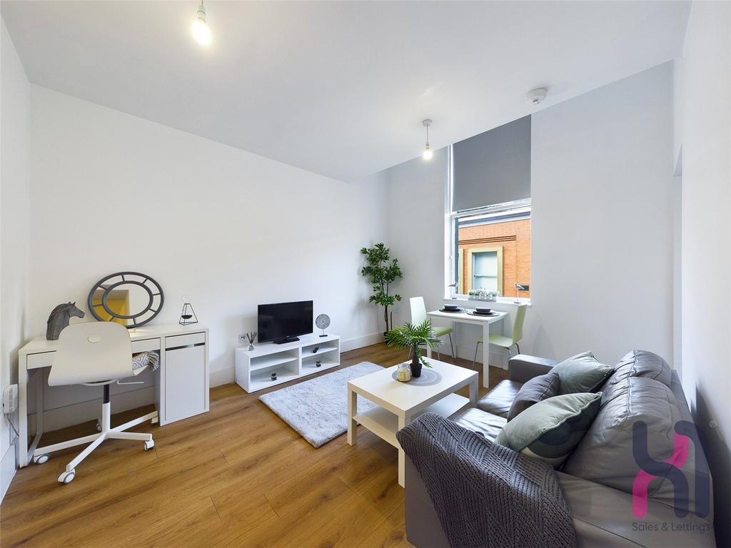 Town Hall, Bexley Square, Salford... Studio - £1,050 pcm (£242 pw)