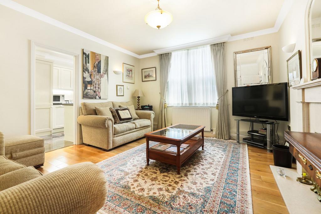Grove House, Chelsea Manor Street SW3 2 bed flat - £3,012 pcm (£695 pw)