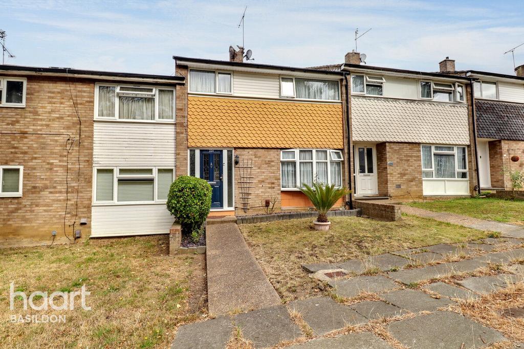 Falstones, Basildon 3 bed terraced house for sale - £325,000