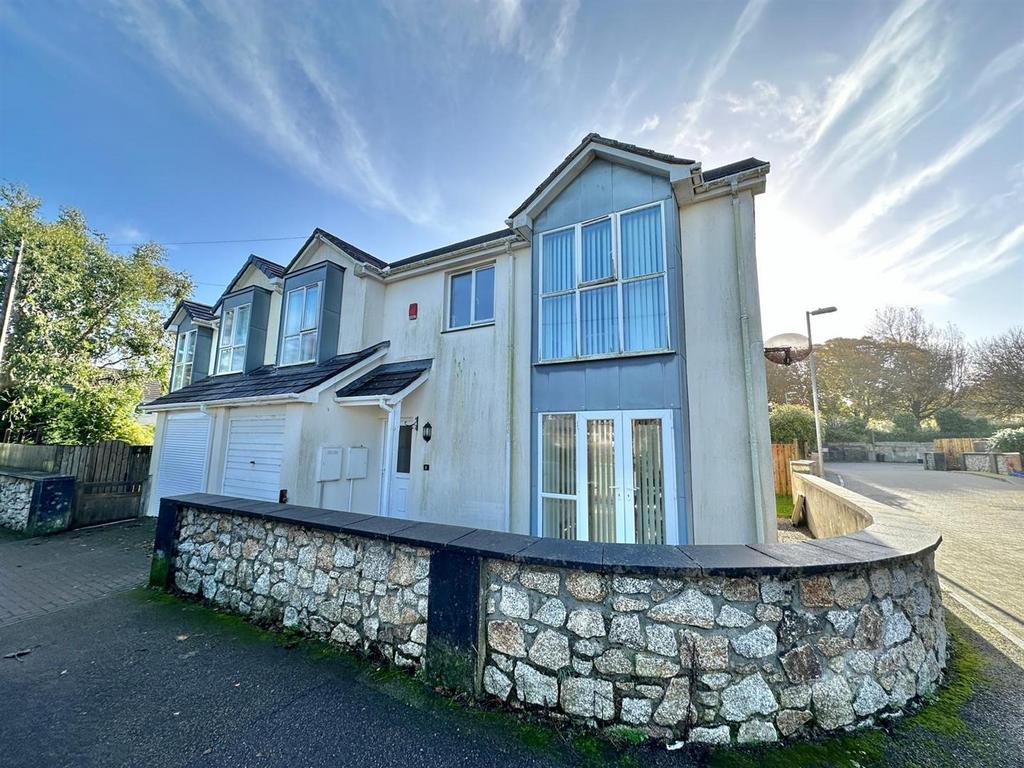 Crane Manor Court, Camborne 3 bed semi-detached house for sale - £250,000