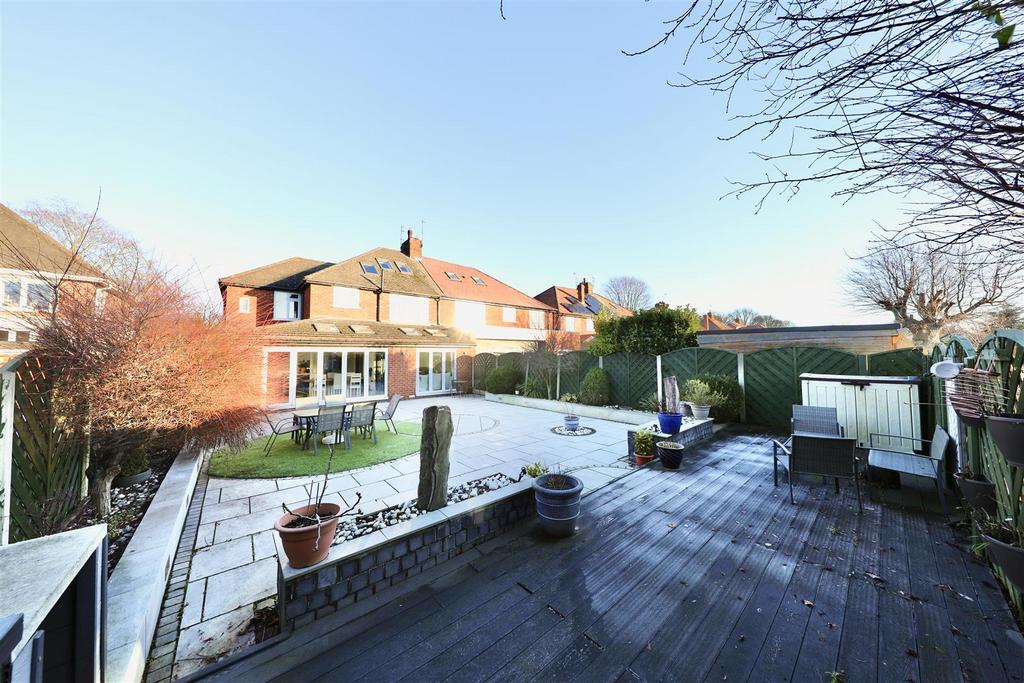 Wolfreton Lane, Willerby, Hull 4 bed semi-detached house for sale - £ ...
