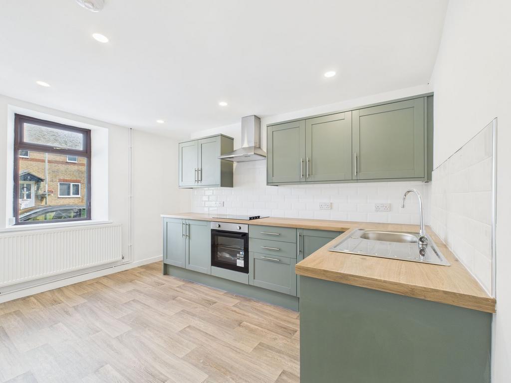 Earl Street, Tredegar, NP22 3 bed terraced house for sale - £155,000