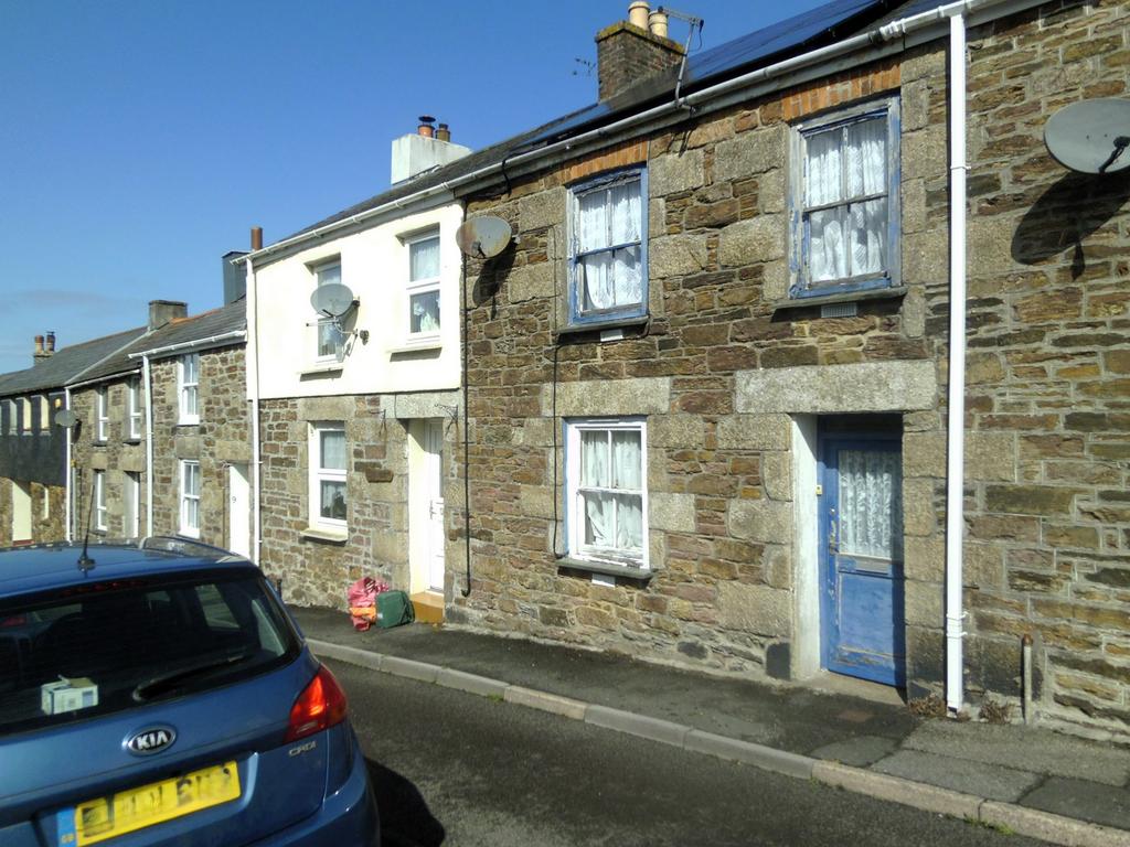 Fords Row, Redruth TR15 2 bed terraced house - £140,000