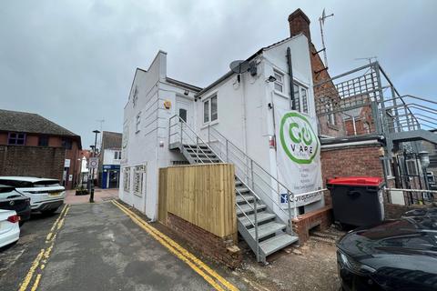 Flats To Rent In Uk | OnTheMarket