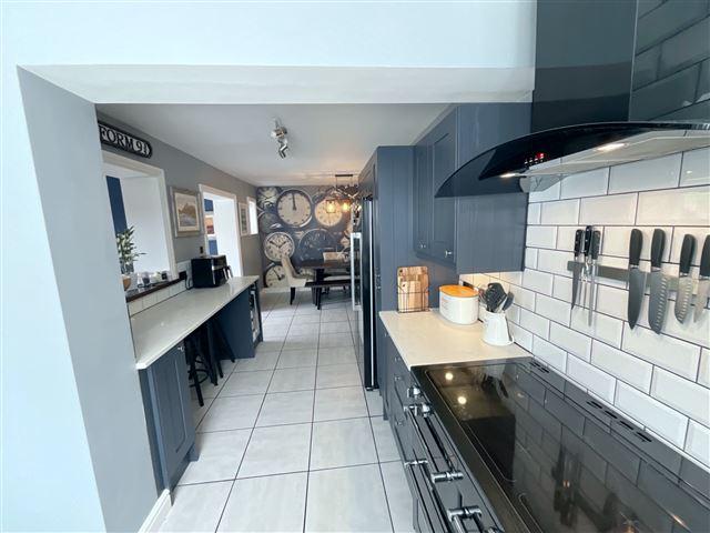 School Road, Beighton, Sheffield, S20... 3 bed semi-detached house for ...