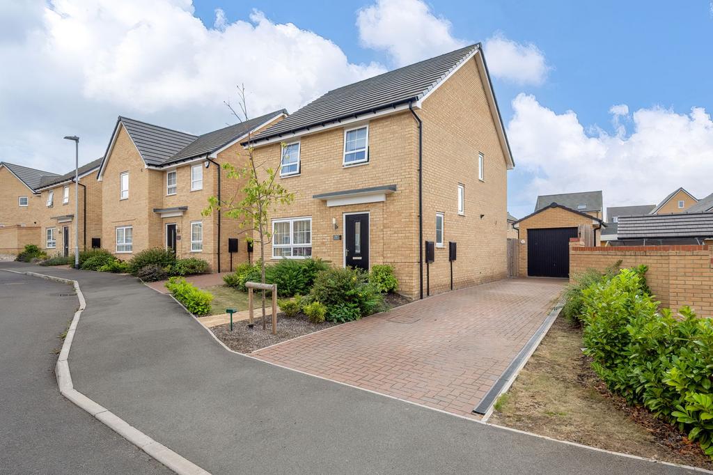 Cordwainer Road, Godmanchester PE29 4 bed detached house - £400,000