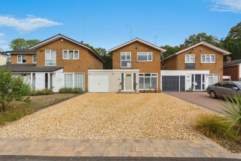 Lugtrout Lane, Catherine-De-Barnes... 3 bed house - £600,000