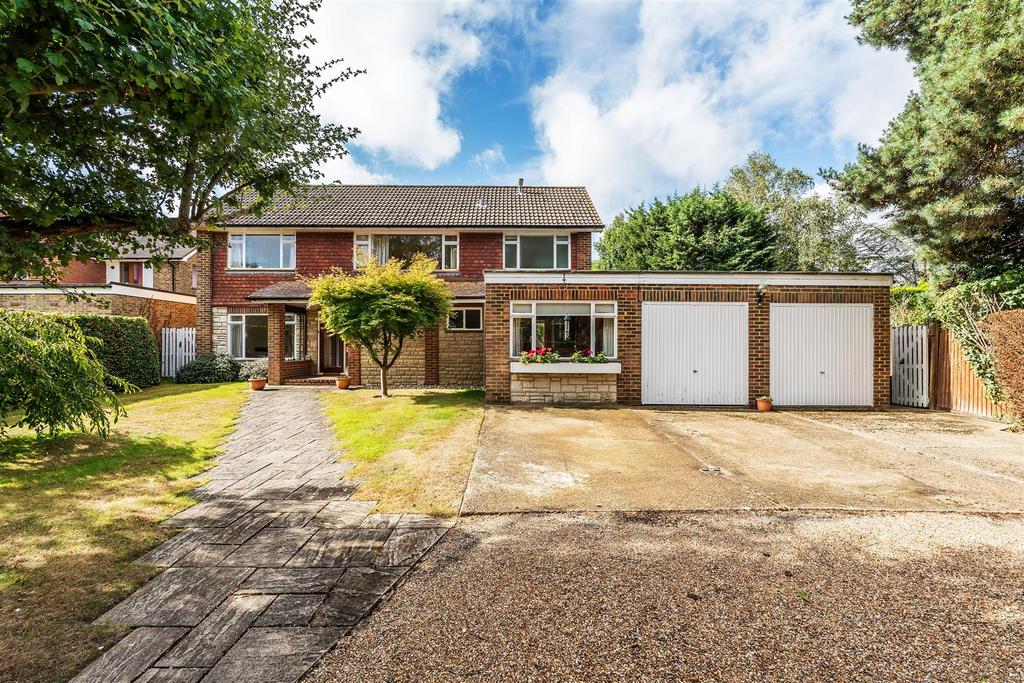 MADDOX LANE, LITTLE BOOKHAM, KT23 4 bed detached house for sale - £ ...