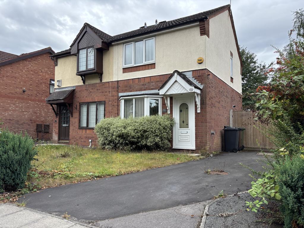 1, Bootle L30 2 bed semi-detached house - £115,000