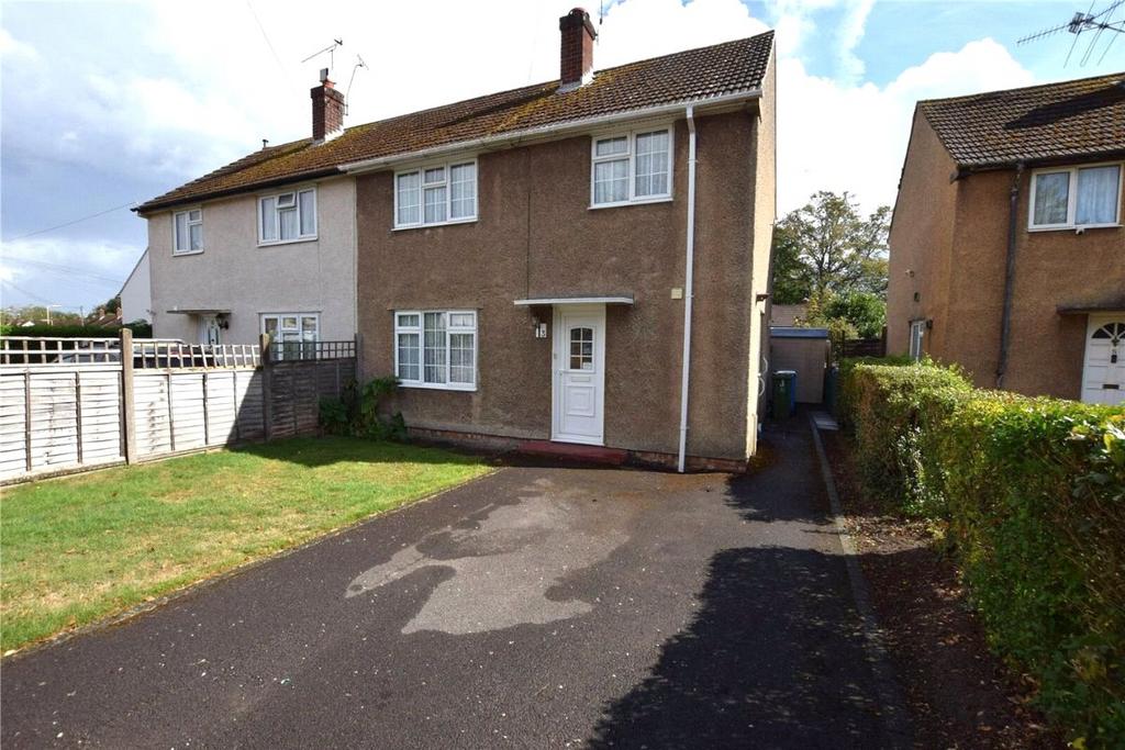 Perring Avenue, Hampshire GU14 3 bed semi-detached house - £400,000
