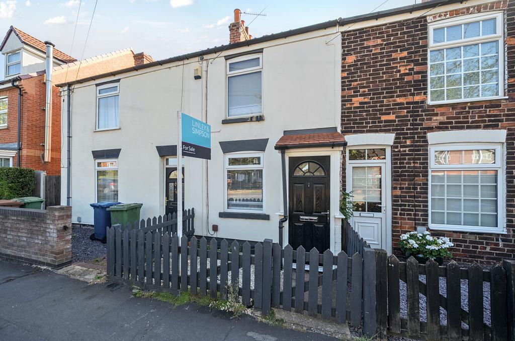 First Lane, Hessle, East Riding of... 2 bed terraced house - £125,000