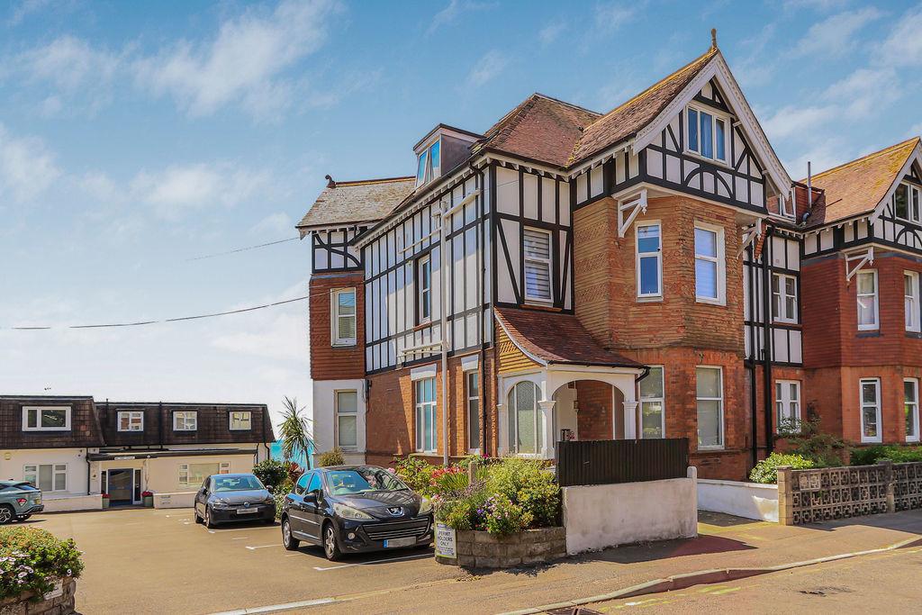 Boscombe Spa Road, Bournemouth Studio - £750 pcm (£173 pw)