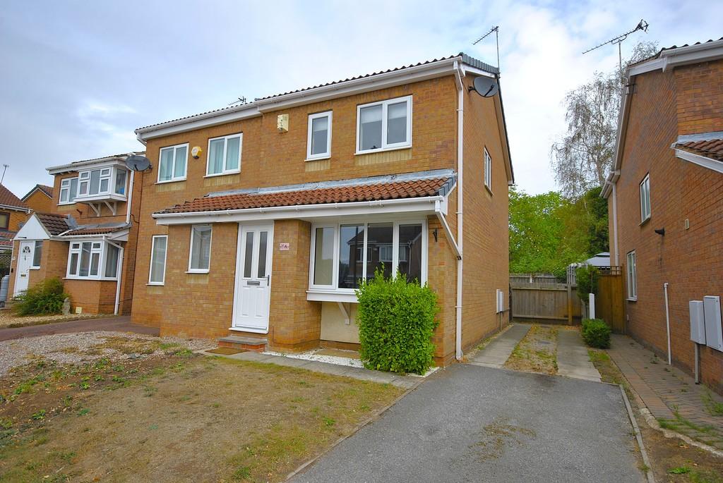 Wheatfield Drive, Doncaster DN11 3 bed semi-detached house for sale - £ ...