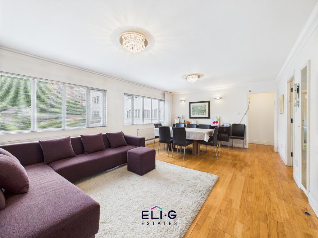 Highfield Court, NW11 9LT 2 bed flat - £2,350 pcm (£542 pw)