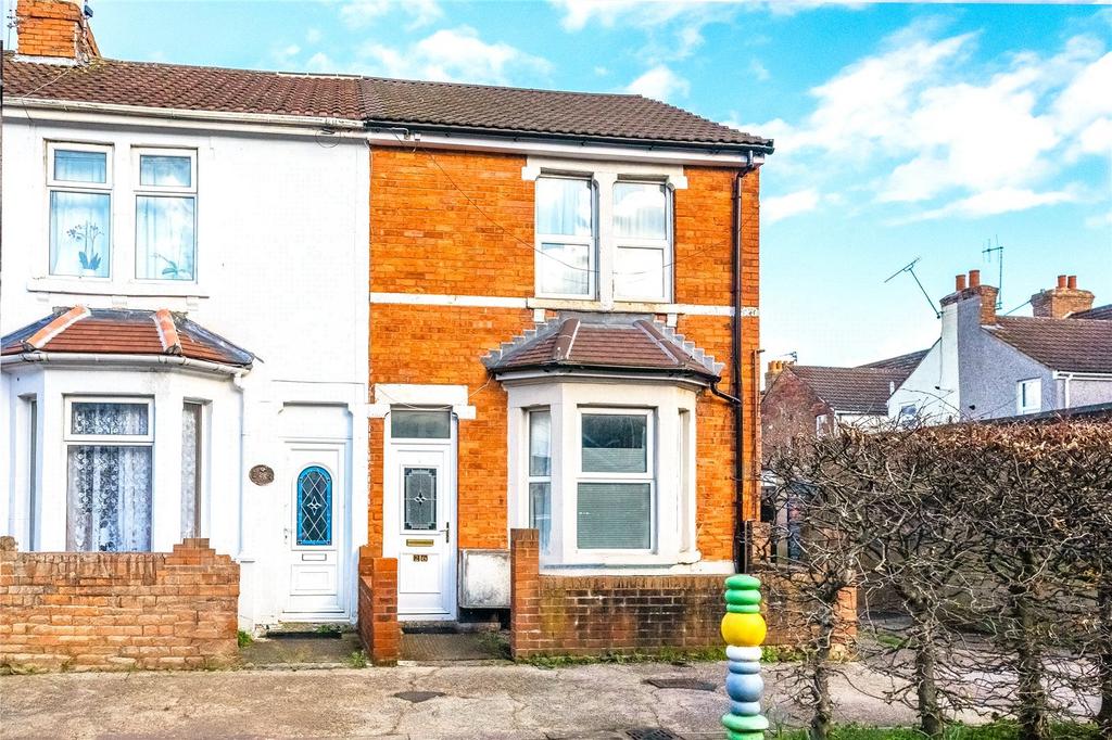 Graham Street, Wiltshire SN1 2 bed end of terrace house - £190,000