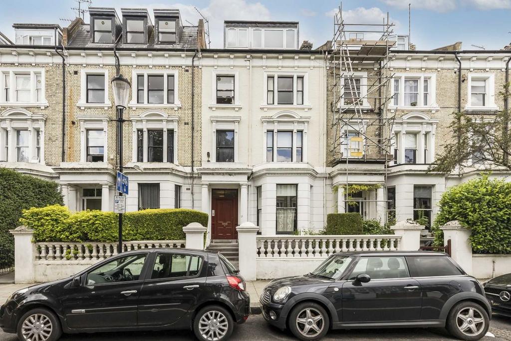 Elsham Road, London W14 2 bed flat to rent - £2,600 pcm (£600 pw)