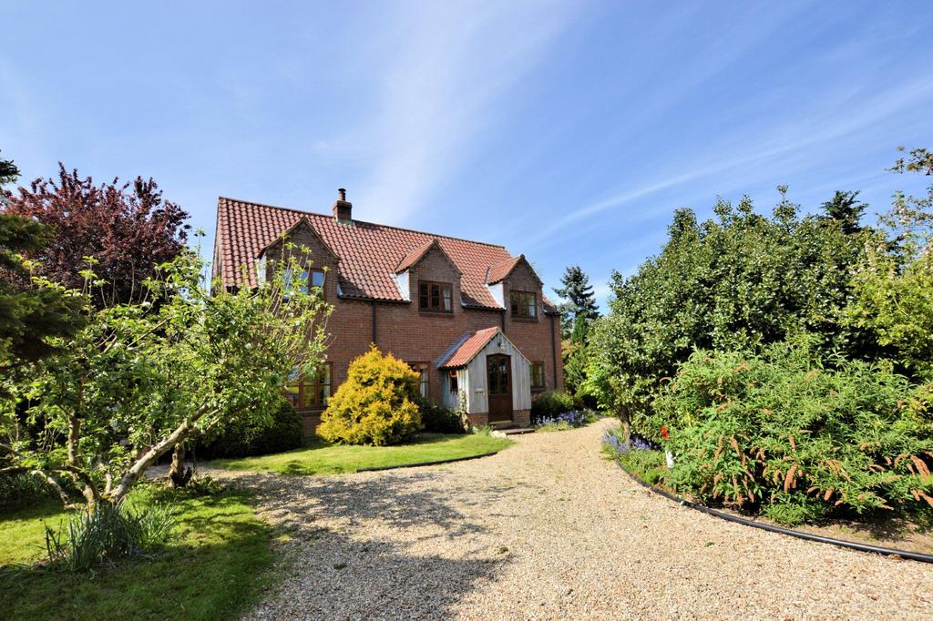 Stanhoe 4 bed detached house - £1,450 pcm (£335 pw)