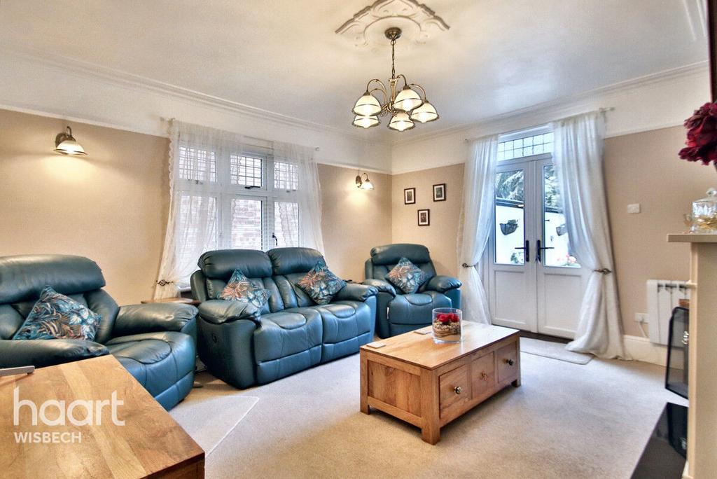 Colvile Road, Wisbech 4 bed semi-detached house - £325,000