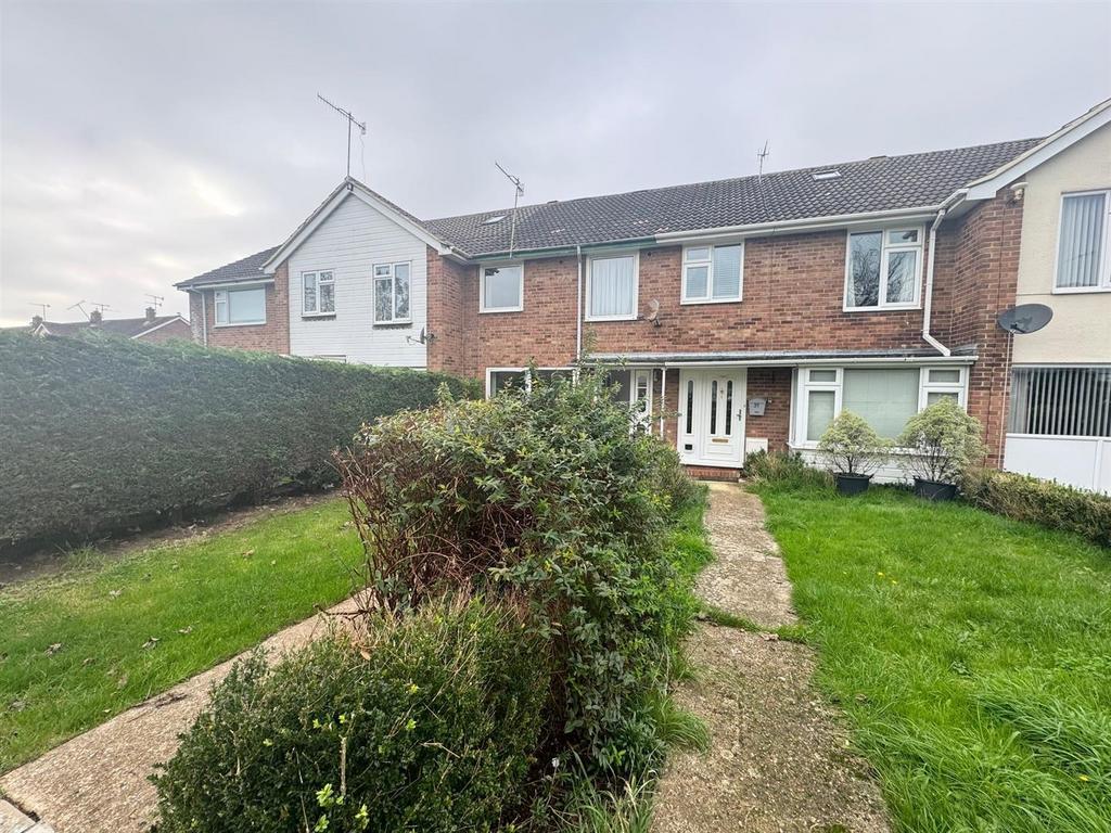 Roman Walk, Sompting, Lancing 3 bed terraced house to rent - £1,500 pcm ...