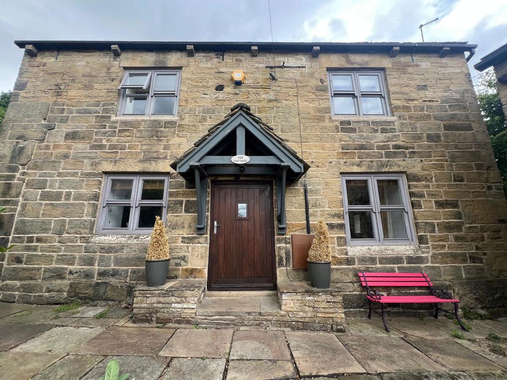 Wharncliffe Side, Sheffield, S35 0DB 2 bed cottage - £1,200 pcm (£277 pw)
