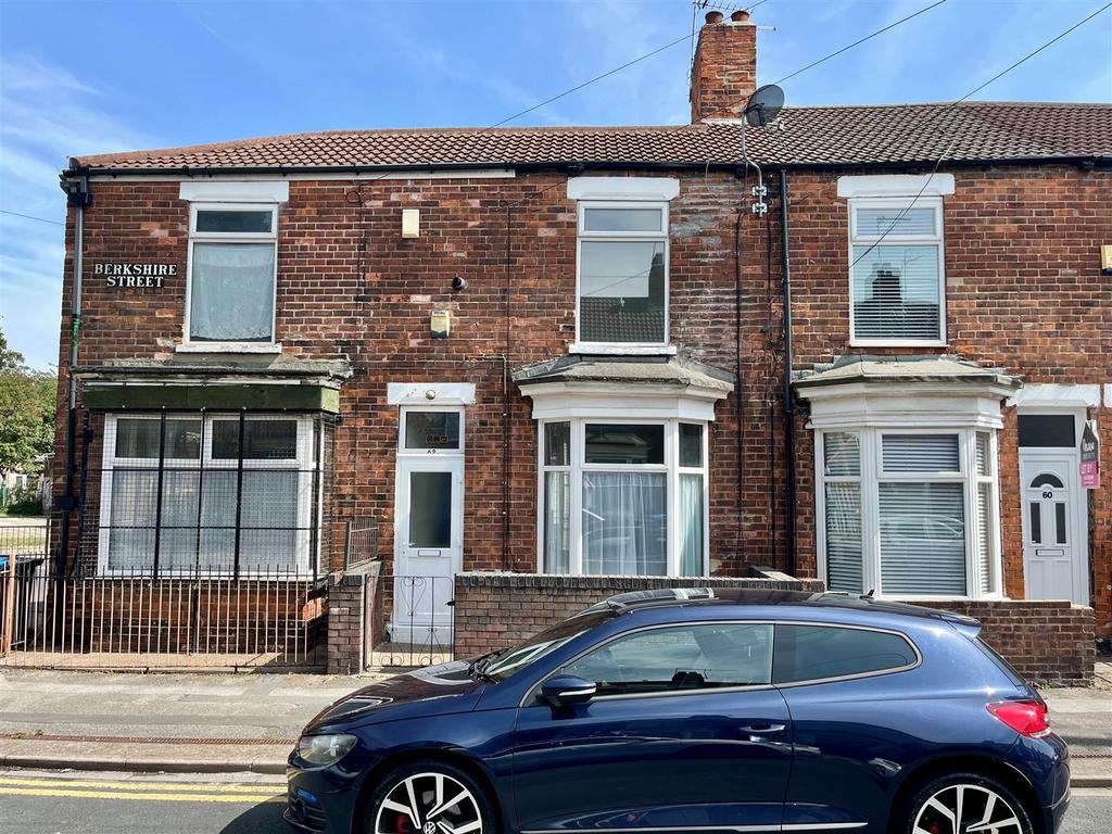 Berkshire Street, Hull 2 bed terraced house - £65,000