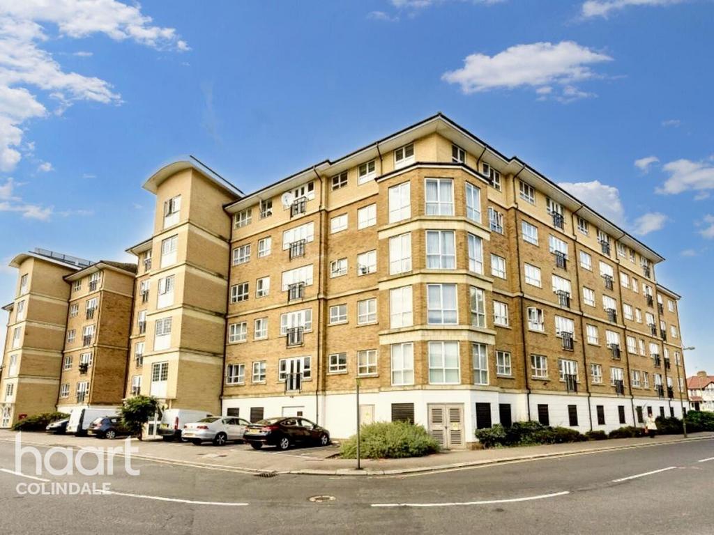 Geneva Court, Rookery Way, NW9 2 bed flat for sale - £350,000