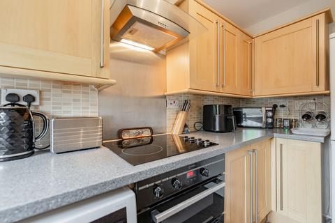 Houses for sale in Giffnock | OnTheMarket
