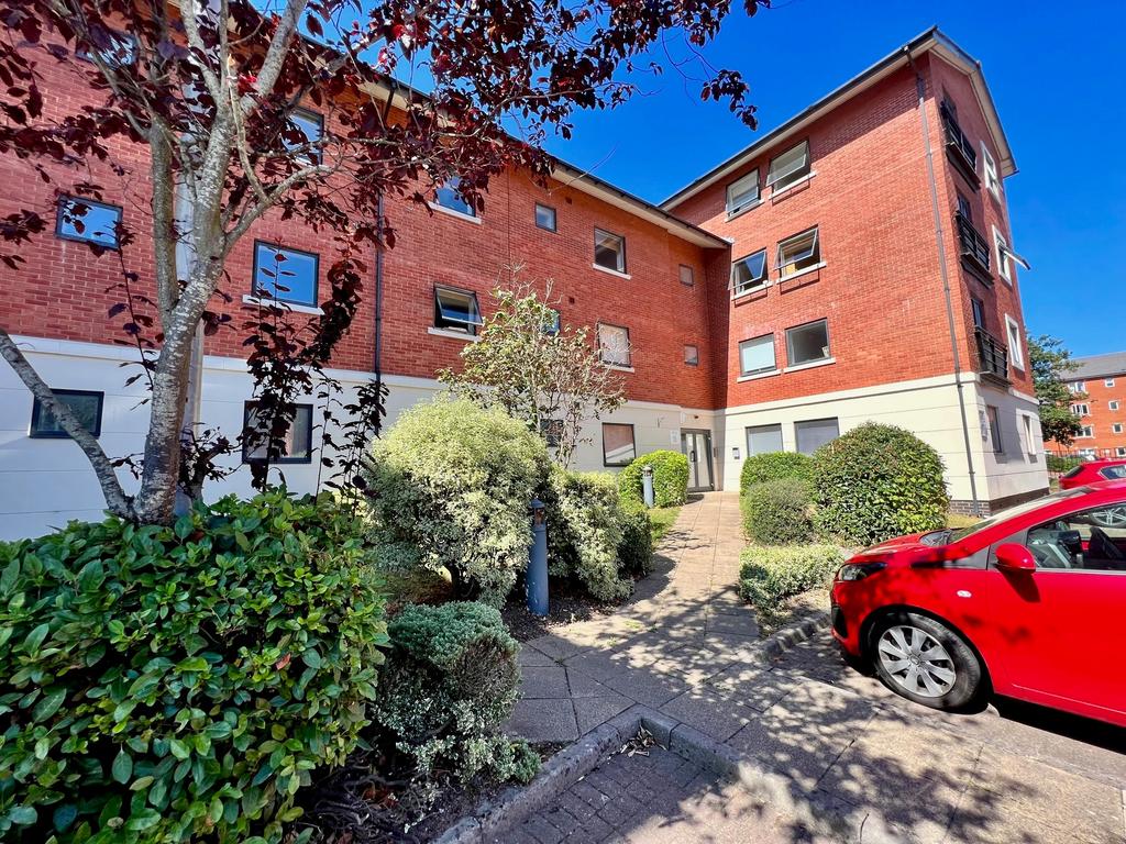 Henke Court, Caerdydd, CF10 2 bed flat to rent - £1,150 pcm (£265 pw)