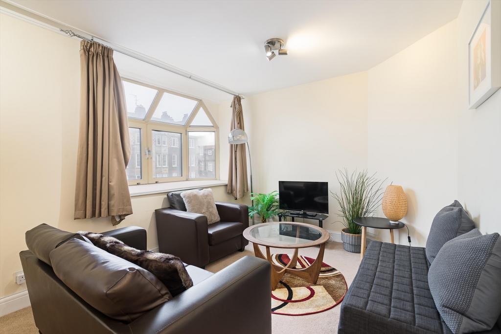 355 King's Road, Chelsea, London, SW3 1 bed flat - £2,496 pcm (£576 pw)