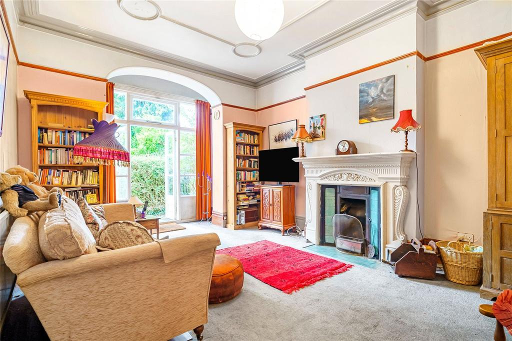 Thrale Road, Furzedown, SW16 2 bed apartment for sale - £499,950